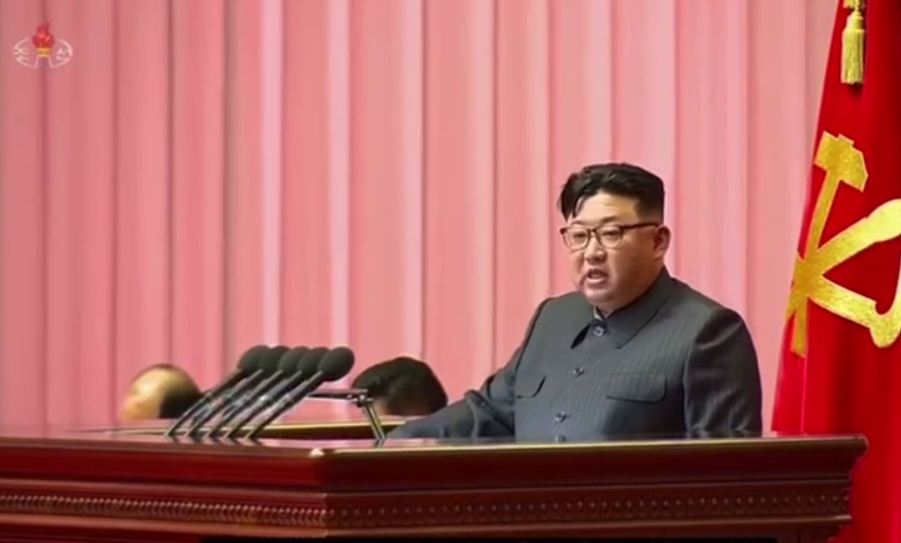 Ким Чен Ын объявил КНДР ядерной державой